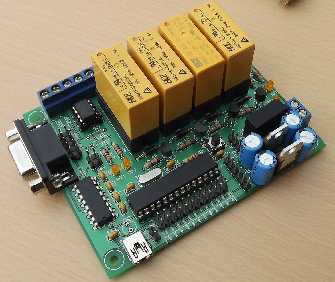QUAD Relay Control with PIC Microcontroller from ZarCraft on Tindie